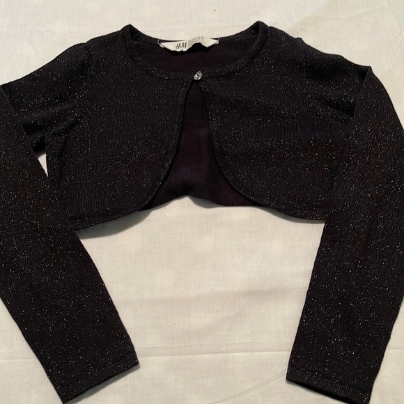 H&M | Shirts & Tops | Hm Girls Long Sleeve Crop Top | Poshmark